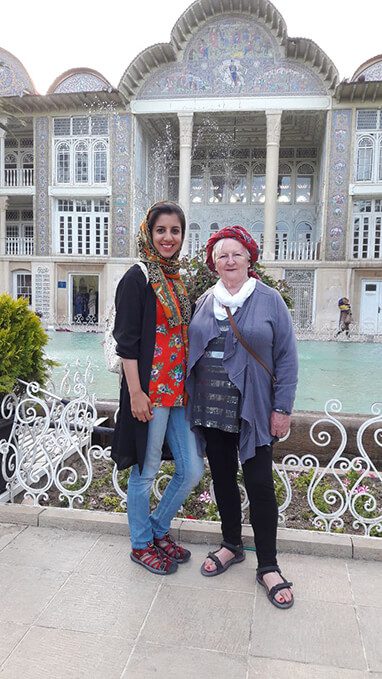 Iran Dress Code - For women who wants to travel to Iran!