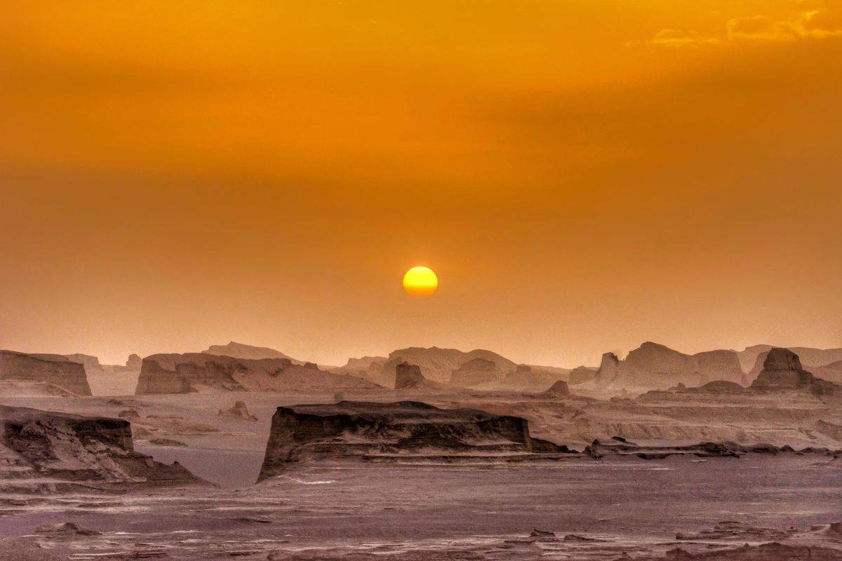 Winter in Iran: From Snowy Peaks to Sunny Courtyards - Things to do in ...