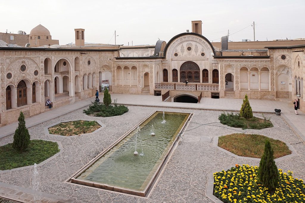Kashan, Iran: A Fusion of History, Culture, and Beauty - To Iran Tour