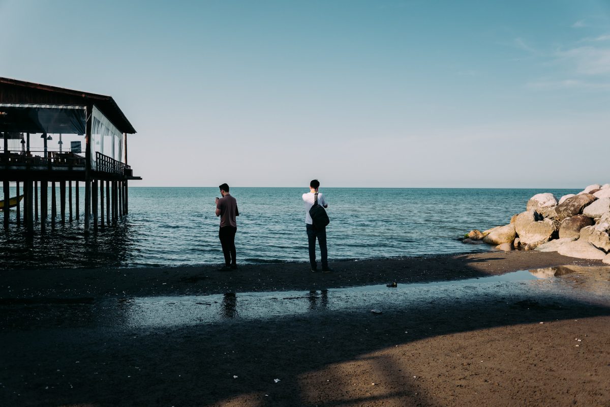 Social Media in Iran: Best Traveler's Guide 2024 - To Iran Tour