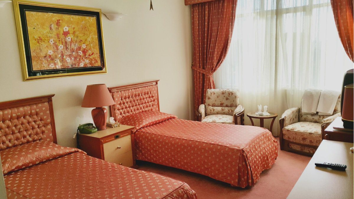 Kerman Best Hotels: 6 Best Accommodations to Stay - To Iran Tour