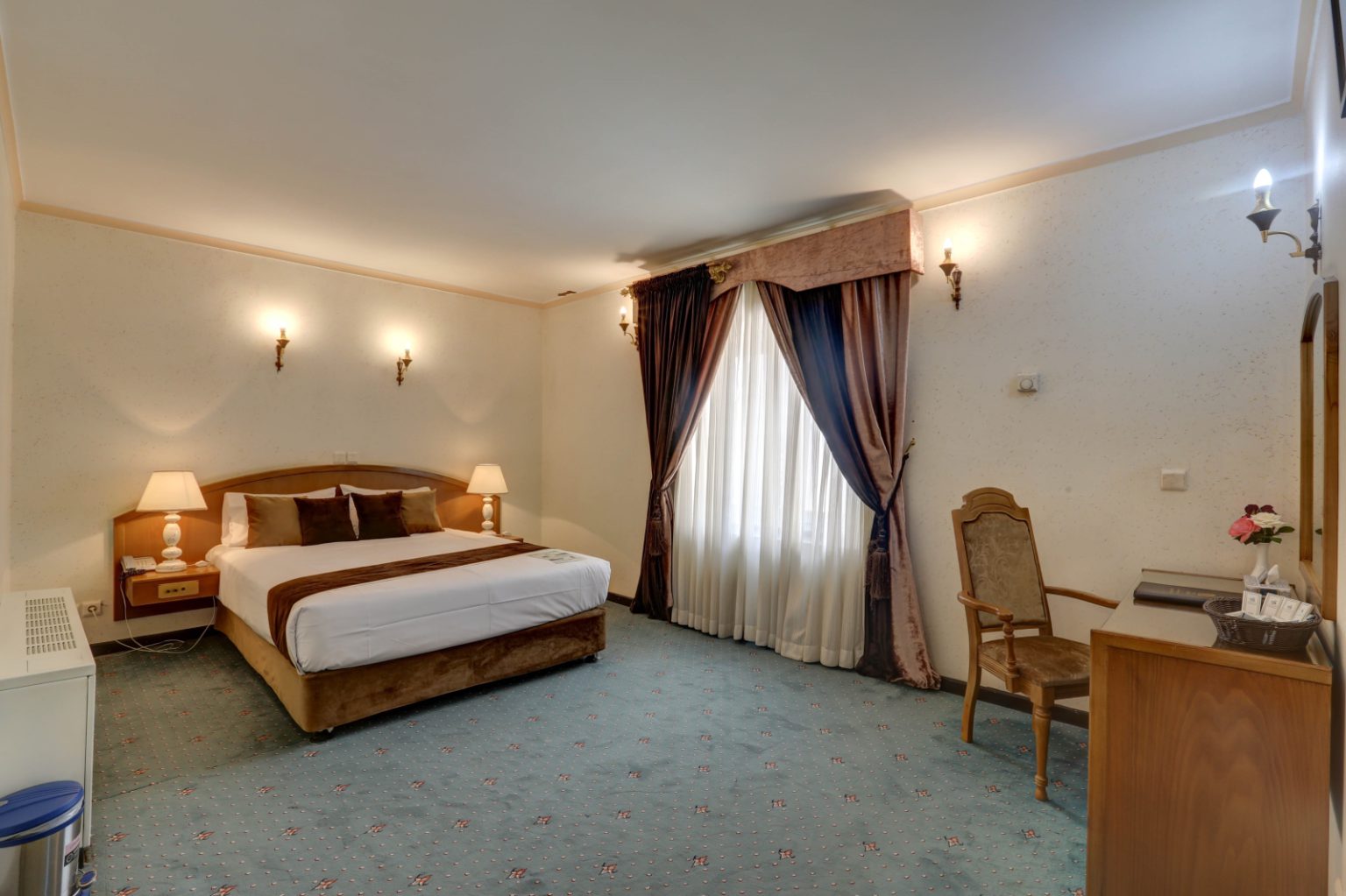 Kerman Best Hotels: 6 Best Accommodations to Stay - To Iran Tour